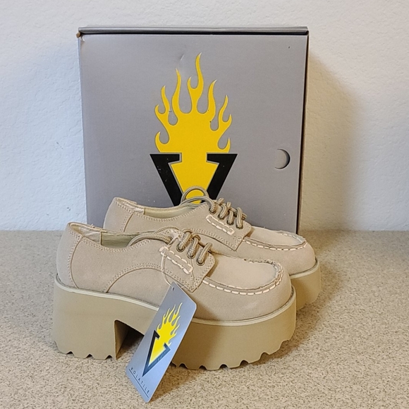 Volatile | Shoes | Ladies Volatile Shag Shoes | Poshmark